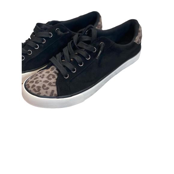 Very G | Shoes | New Very G Womens Solstice Sneakers In Black | Poshmark